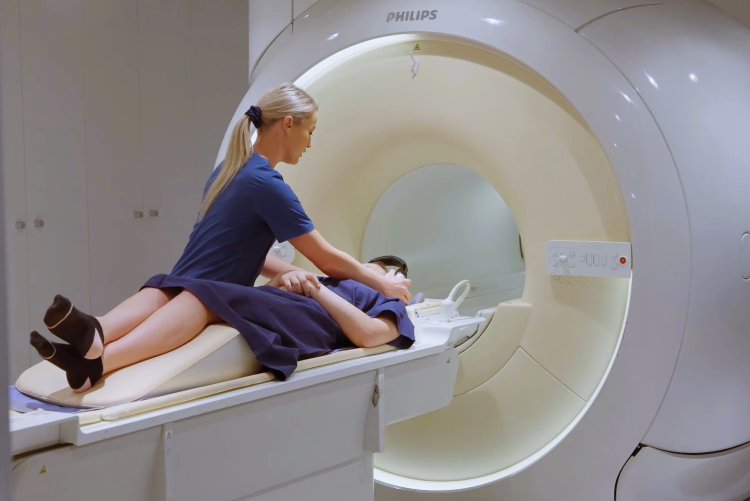 A patient and caregiver guide to MRI safety - SCP Radiology